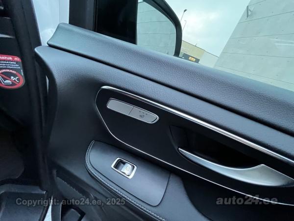 Balts Mercedes-Benz V-Class 2023 Tallina, ar dzinēja tilpumu 2.00 L un nobraukumu 60 tūkst. km par 69000 €, foto 11 vietnē AUTOMOTO.COM.LV