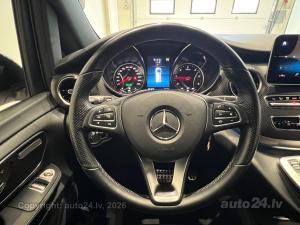 Balts Mercedes-Benz V-Class 2023 Tallina, ar dzinēja tilpumu 2.00 L un nobraukumu 70 tūkst. km par 54900 €, foto 10 vietnē AUTOMOTO.COM.LV