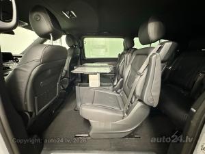 White Mercedes-Benz V-Class 2023 in Tartu, with an engine capacity of 1.95 L and mileage of 187 thousand km for 62000 €, photo 10 on AUTOMOTO.COM.LV