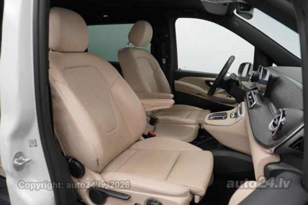 Mercedes-Benz V-Class 2024 in Tartu on AUTOMOTO.COM.LV White Mercedes-Benz V-Class 2024 in Tartu, with an engine capacity of 2.00 L and mileage of 60 thousand km for 84900 €, photo 9 on AUTOMOTO.COM.LV