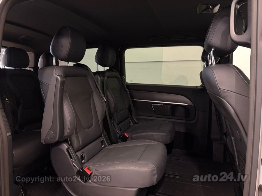Balts Mercedes-Benz V-Class 2024 Tallina, ar dzinēja tilpumu 2.00 L un nobraukumu 132 tūkst. km par 64900 €, foto 8 vietnē AUTOMOTO.COM.LV