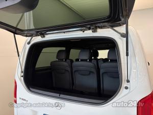 Balts Mercedes-Benz V-Class 2024 Tallina, ar dzinēja tilpumu 2.00 L un nobraukumu 132 tūkst. km par 64900 €, foto 15 vietnē AUTOMOTO.COM.LV