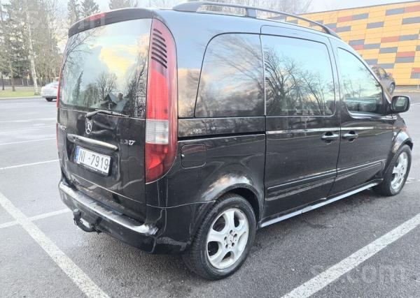 Mercedes-Benz Vaneo 2006 RÄ«ga vietnÄ Melns Mercedes-Benz Vaneo 2006 RÄ«ga, ar dzinÄja tilpumu 1.70 L un nobraukumu 287 tÅ«kst. km par 990 ā¬, foto 7 vietnÄ AUTOMOTO.COM.LV