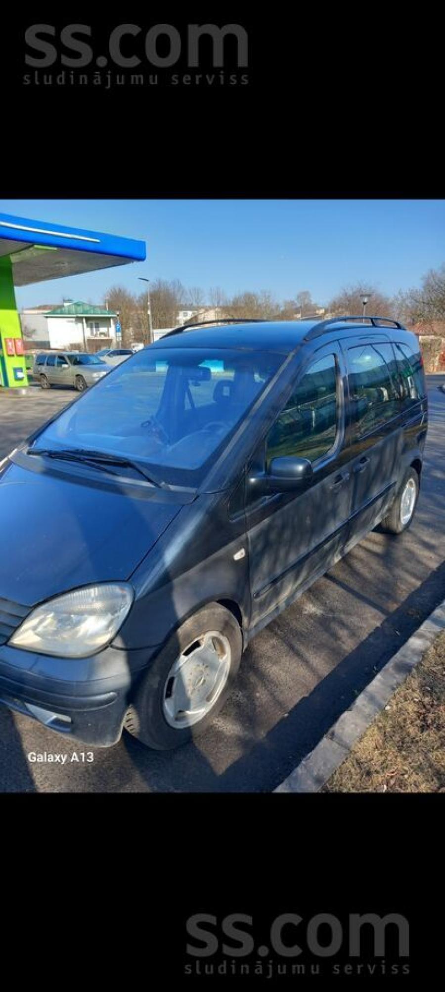 Blue Mercedes-Benz Vaneo 2002 in Riga, with an engine capacity of 1.70 L and mileage of 318 thousand km for 1000 €, photo 3 on AUTOMOTO.COM.LV