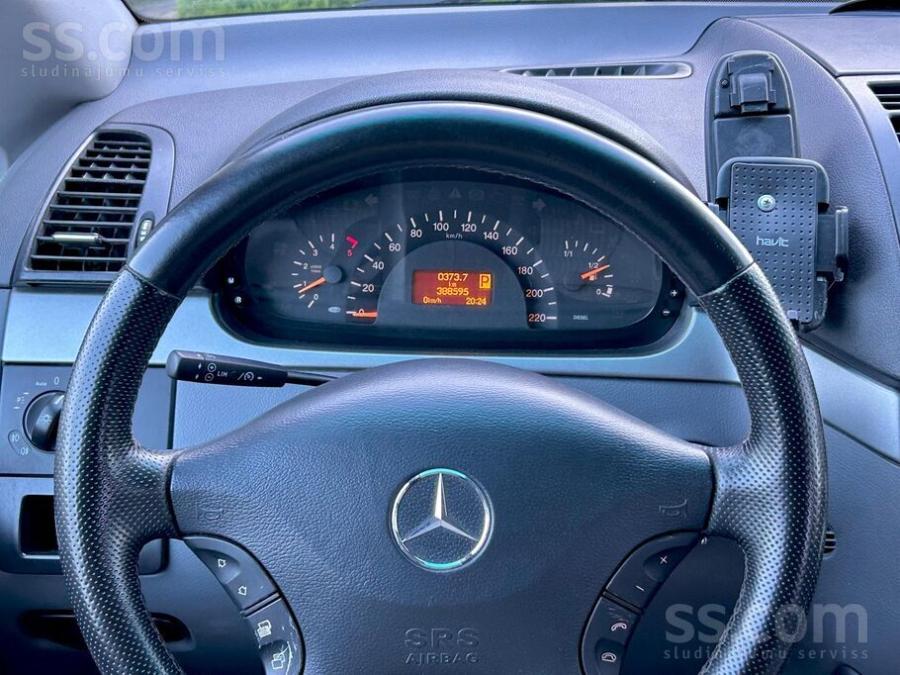 Black Mercedes-Benz Viano 2006 in Riga, with an engine capacity of 3.00 L and mileage of 388 thousand km for 4750 €, photo 25 on AUTOMOTO.COM.LV