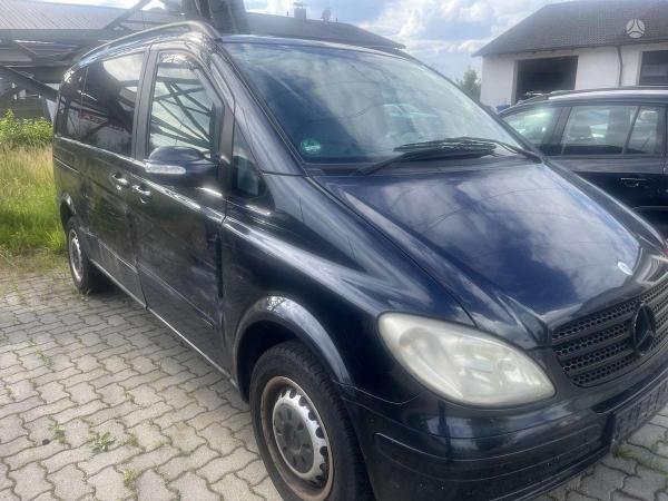 Black Mercedes-Benz Viano 2004 in Marijampole, with an engine capacity of 2.20 L and mileage of 230 thousand km for 2950 €, photo 5 on AUTOMOTO.COM.LV