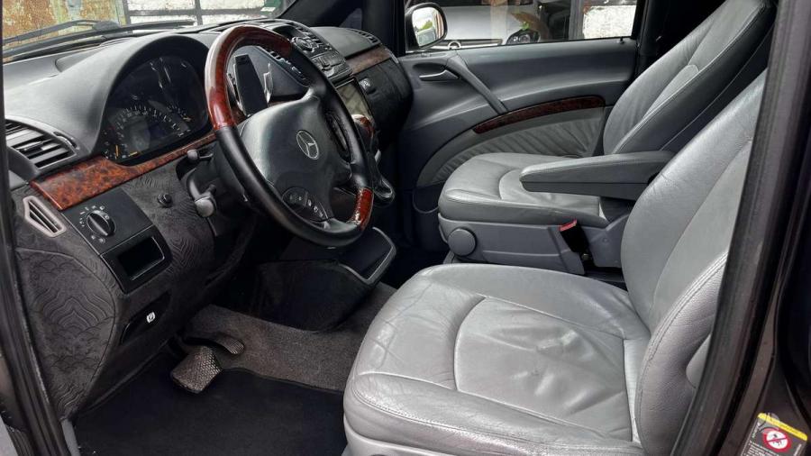 Melns Mercedes-Benz Viano 2005 Plungė, ar dzinēja tilpumu 2.15 L un nobraukumu 280 tūkst. km par 5599 €, foto 9 vietnē AUTOMOTO.COM.LV