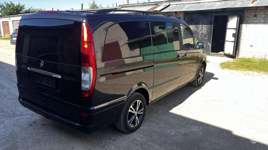 Melns Mercedes-Benz Viano 2005 Plungė, ar dzinēja tilpumu 2.15 L un nobraukumu 280 tūkst. km par 5300 €, foto 3 vietnē AUTOMOTO.COM.LV