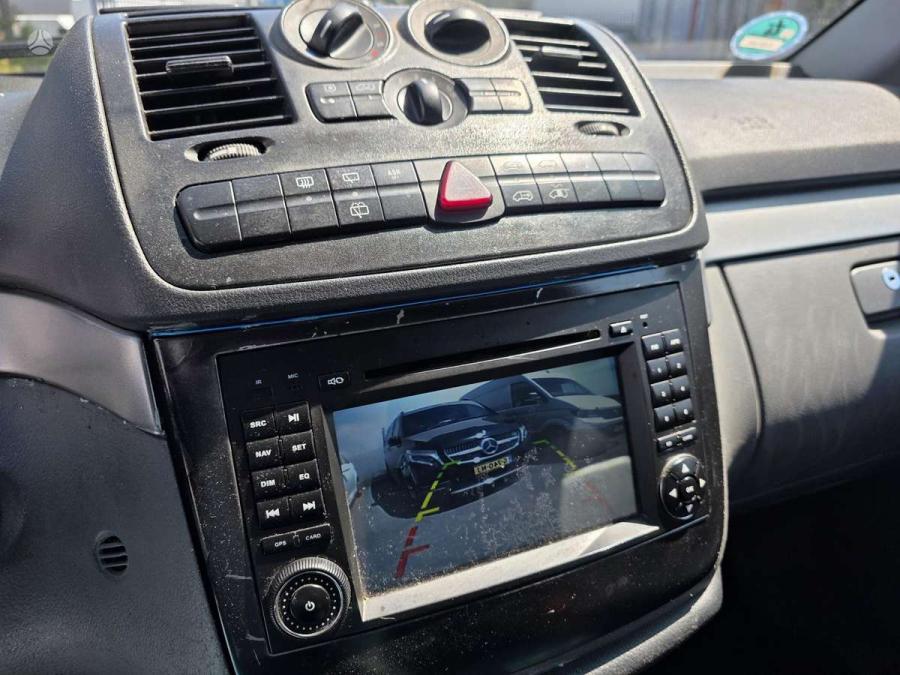 Black Mercedes-Benz Viano 2008 in Telschi, with an engine capacity of 2.99 L and mileage of 358 thousand km for 4700 €, photo 8 on AUTOMOTO.COM.LV
