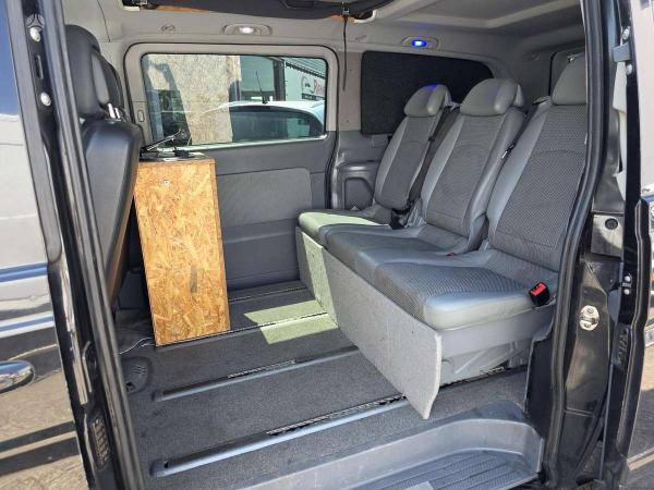 Melns Mercedes-Benz Viano 2008 Telšiai, ar dzinēja tilpumu 2.99 L un nobraukumu 358 tūkst. km par 4700 €, foto 8 vietnē AUTOMOTO.COM.LV