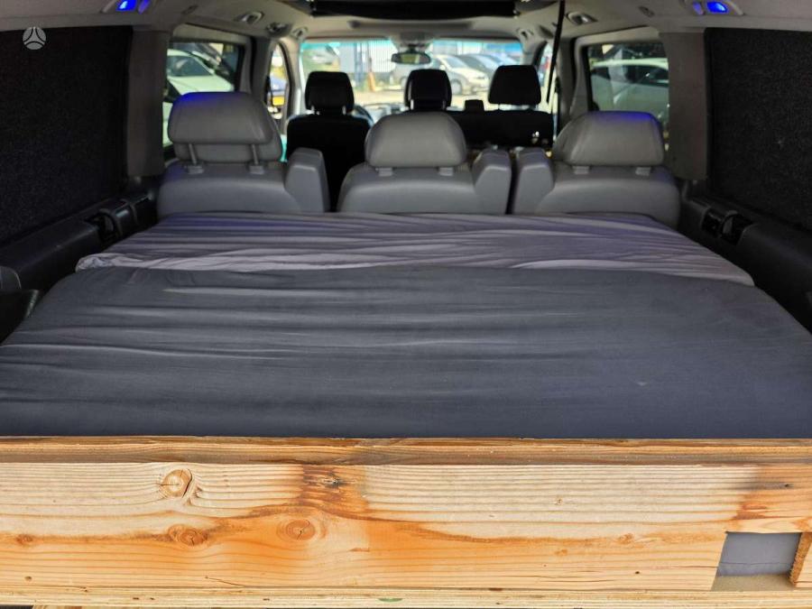 Black Mercedes-Benz Viano 2008 in Telschi, with an engine capacity of 2.99 L and mileage of 358 thousand km for 4700 €, photo 13 on AUTOMOTO.COM.LV