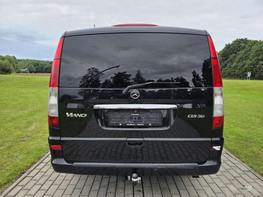 Black Mercedes-Benz Viano 2008 in Telschi, with an engine capacity of 2.99 L and mileage of 358 thousand km for 5450 €, photo 7 on AUTOMOTO.COM.LV
