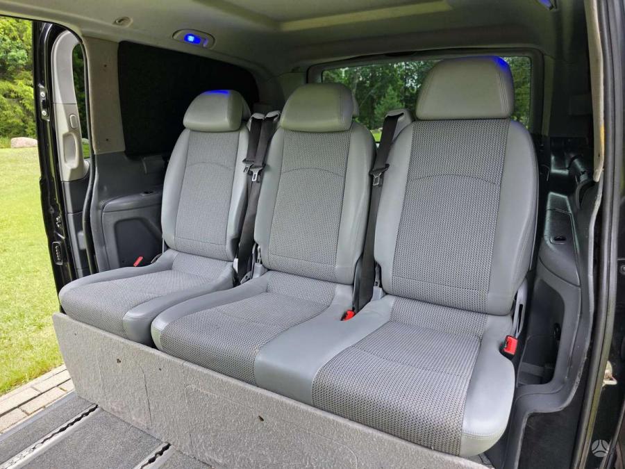 Black Mercedes-Benz Viano 2008 in Telschi, with an engine capacity of 2.99 L and mileage of 358 thousand km for 5450 €, photo 24 on AUTOMOTO.COM.LV
