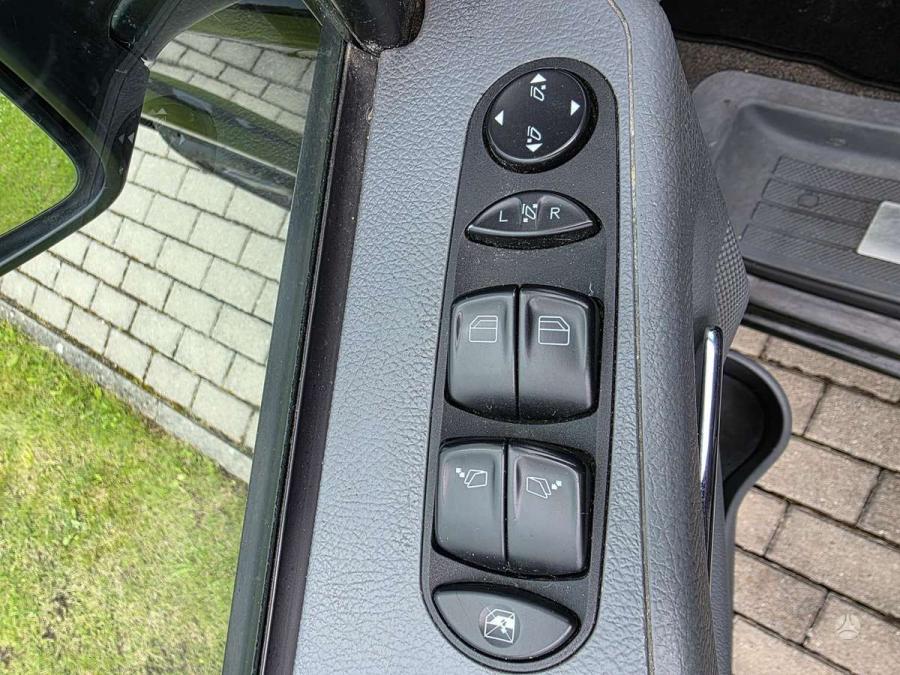 Black Mercedes-Benz Viano 2008 in Telschi, with an engine capacity of 2.99 L and mileage of 358 thousand km for 5450 €, photo 27 on AUTOMOTO.COM.LV