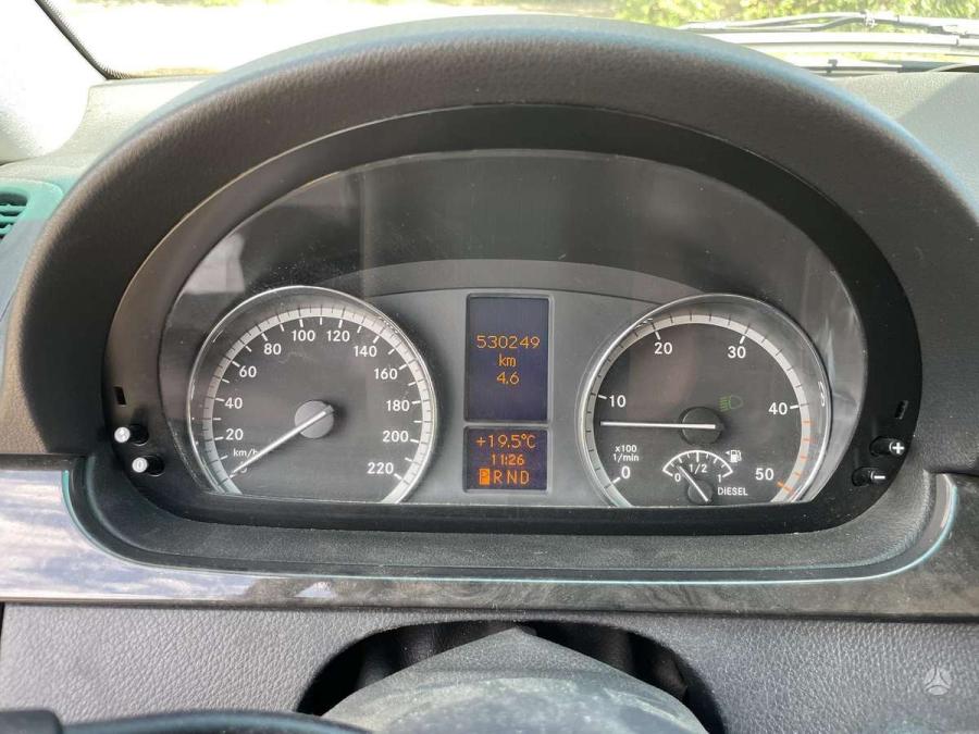 Black Mercedes-Benz Viano 2008 in Siauliai, with an engine capacity of 3.00 L and mileage of 530 thousand km for 6850 €, photo 25 on AUTOMOTO.COM.LV