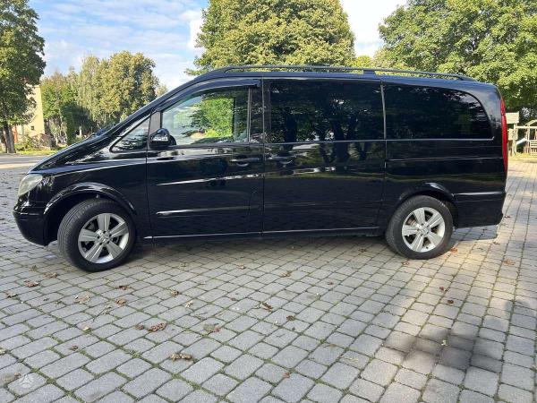Black Mercedes-Benz Viano 2010 in Vilnius, with an engine capacity of 2.15 L and mileage of 408 thousand km for 9650 €, photo 8 on AUTOMOTO.COM.LV