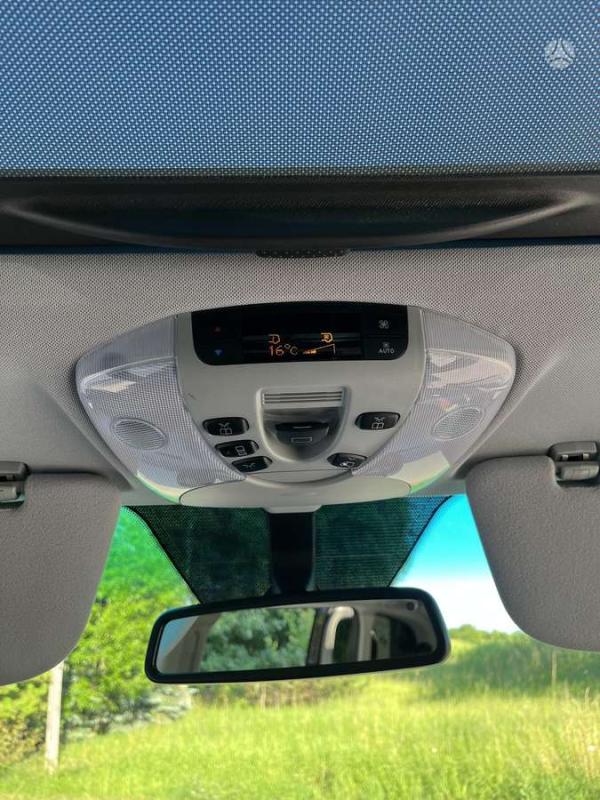 Melns Mercedes-Benz Viano 2011 Viļņa, ar dzinēja tilpumu 3.00 L un nobraukumu 356 tūkst. km par 13970 €, foto 10 vietnē AUTOMOTO.COM.LV
