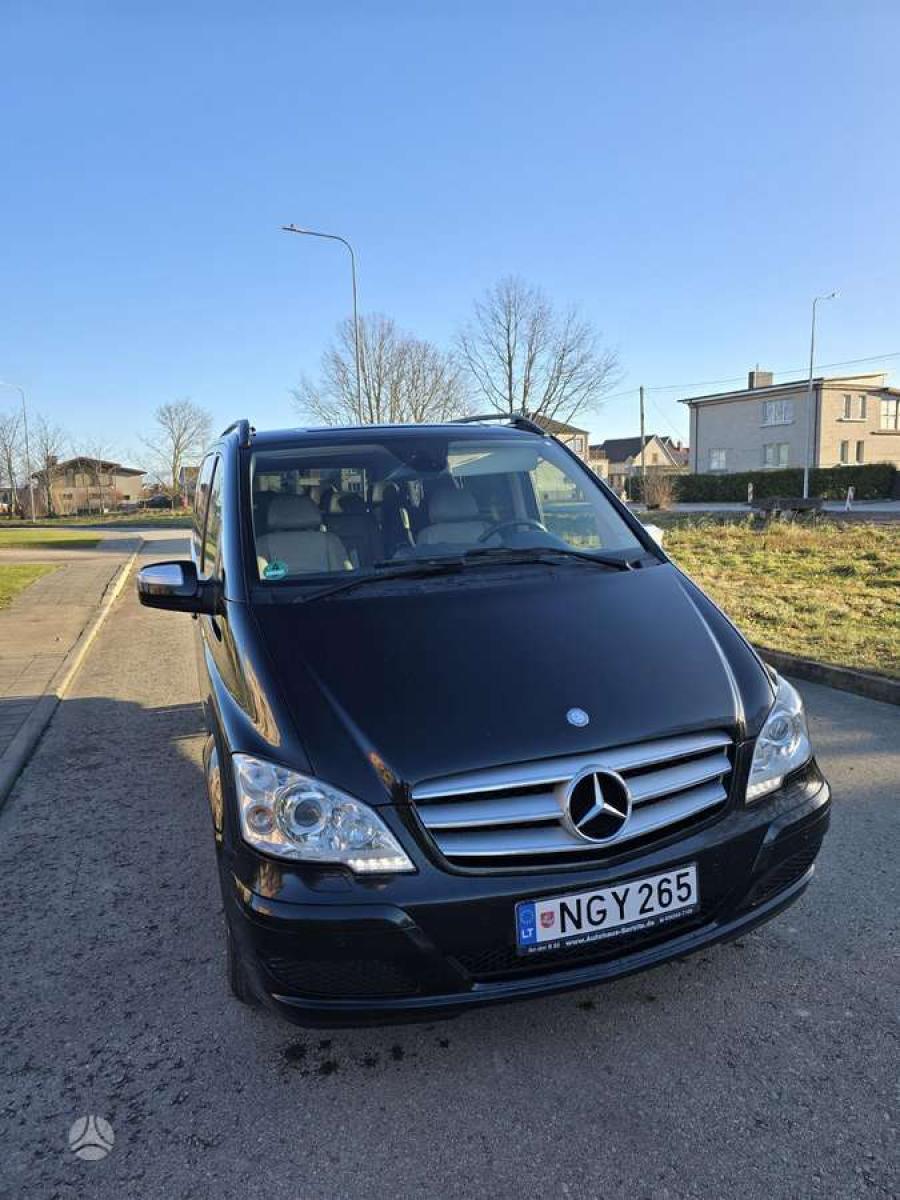Black Mercedes-Benz Viano 2013 in Naujoji Akmene, with an engine capacity of 2.99 L and mileage of 289 thousand km for 15500 €, photo 2 on AUTOMOTO.COM.LV