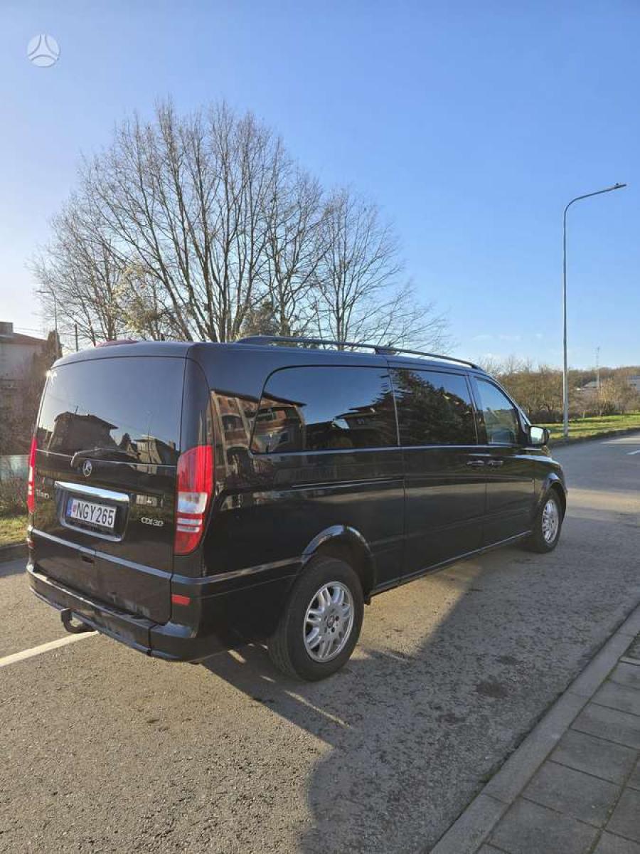 Black Mercedes-Benz Viano 2013 in Naujoji Akmene, with an engine capacity of 2.99 L and mileage of 289 thousand km for 15500 €, photo 7 on AUTOMOTO.COM.LV