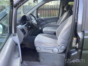 Melns Mercedes-Benz Viano 2004 Jelgava, ar dzinēja tilpumu 2.20 L un nobraukumu 290 tūkst. km par 21500 €, foto 12 vietnē AUTOMOTO.COM.LV