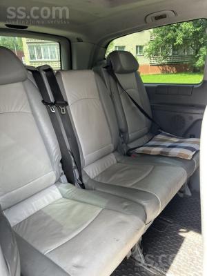 Black Mercedes-Benz Viano 2007 in Riga, with an engine capacity of 2.20 L and mileage of 503 thousand km for 2650 €, photo 7 on AUTOMOTO.COM.LV