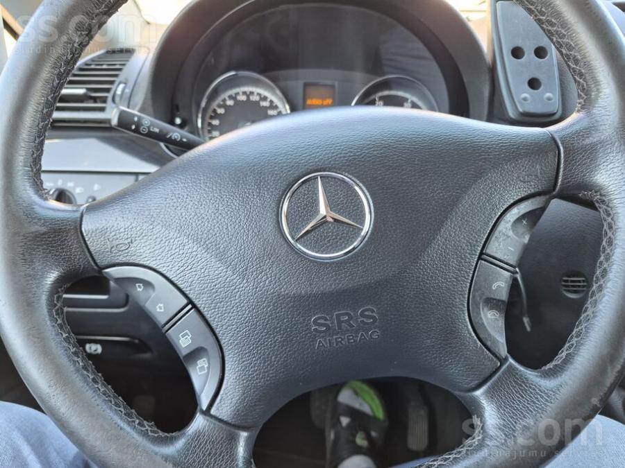 Melns Mercedes-Benz Viano 2007 Daugavpils, ar dzinēja tilpumu 3.00 L un nobraukumu 0 tūkst. km par 5700 €, foto 13 vietnē AUTOMOTO.COM.LV