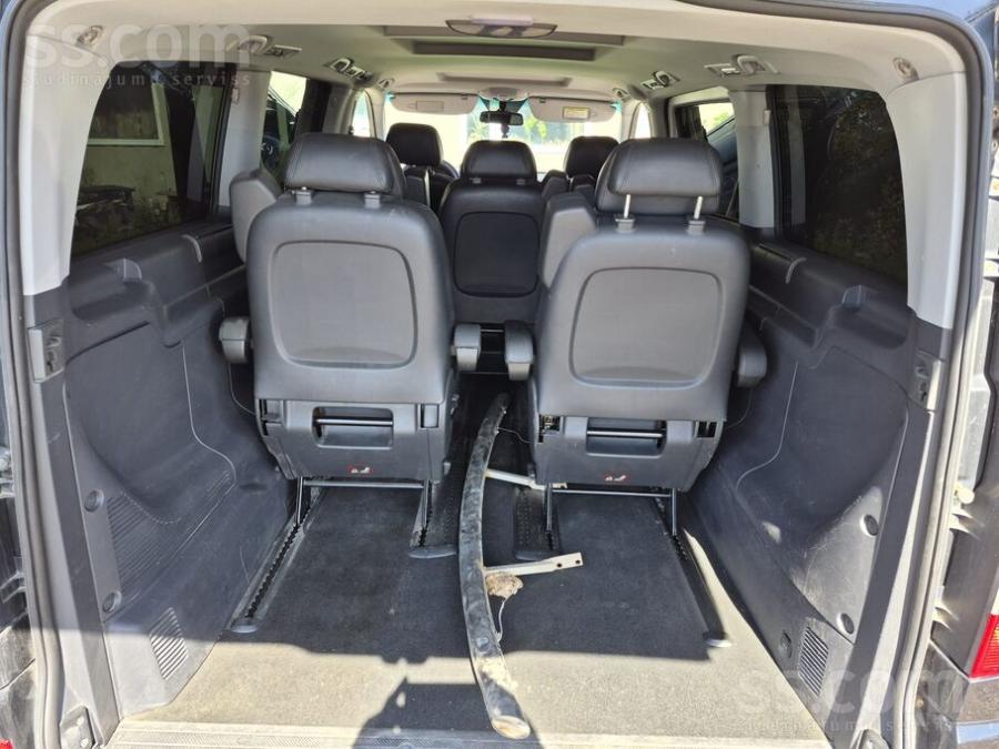 Melns Mercedes-Benz Viano 2007 Daugavpils, ar dzinēja tilpumu 3.00 L un nobraukumu 0 tūkst. km par 5700 €, foto 20 vietnē AUTOMOTO.COM.LV