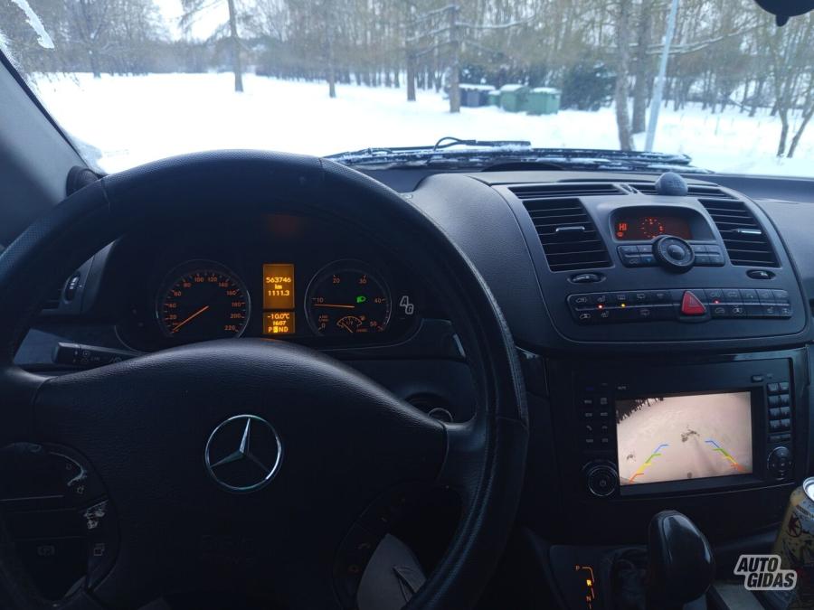 Melns Mercedes-Benz Viano 2008 Viļņa, ar dzinēja tilpumu 3.00 L un nobraukumu 5000 tūkst. km par 5500 €, foto 14 vietnē AUTOMOTO.COM.LV