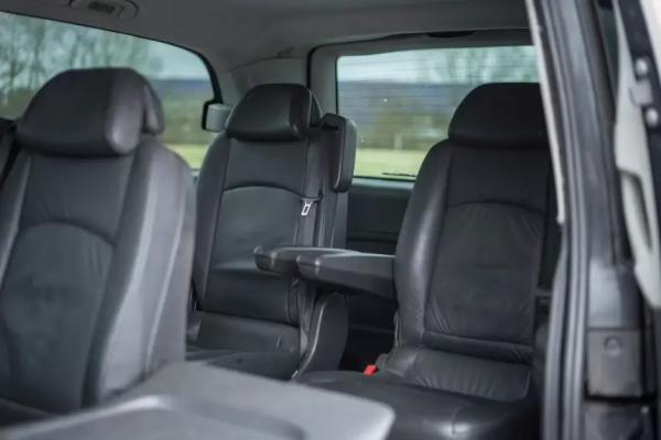 Melns Mercedes-Benz Viano 2008 Liepāja, ar dzinēja tilpumu 3.00 L un nobraukumu 256 tūkst. km par 10500 €, foto 8 vietnē AUTOMOTO.COM.LV