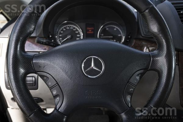 Black Mercedes-Benz Viano 2008 in Riga, with an engine capacity of 3.00 L and mileage of 336 thousand km for 9300 €, photo 9 on AUTOMOTO.COM.LV