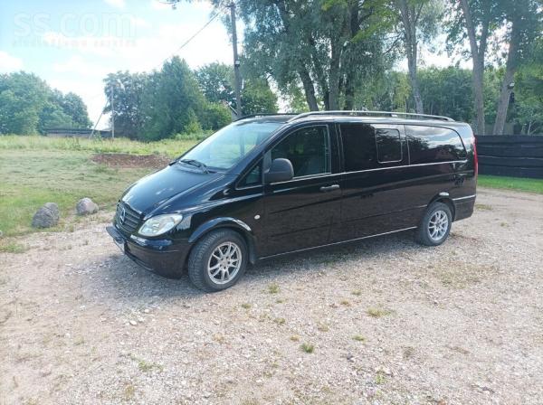 Melns Mercedes-Benz Viano 2008 Kuldīga, ar dzinēja tilpumu 3.00 L un nobraukumu 436 tūkst. km par 6900 €, foto 4 vietnē AUTOMOTO.COM.LV