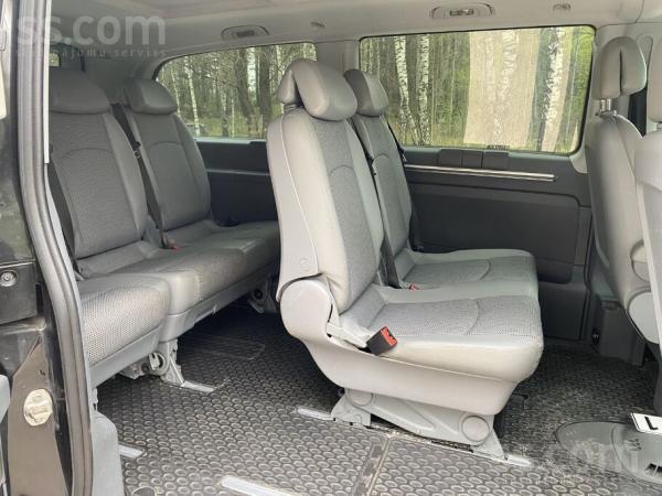 Black Mercedes-Benz Viano 2010 in Riga, with an engine capacity of 2.20 L and mileage of 0 thousand km for 8990 €, photo 6 on AUTOMOTO.COM.LV