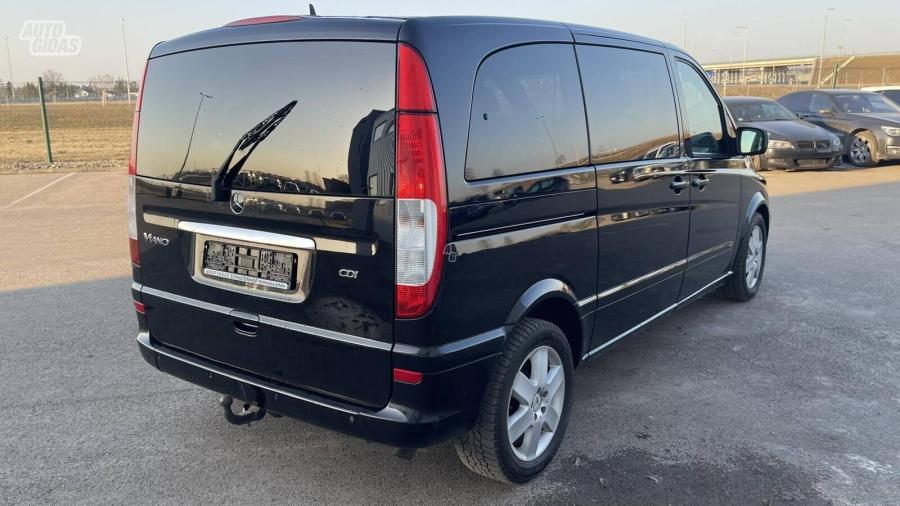 Black Mercedes-Benz Viano 2010 in Marijampole, with an engine capacity of 3.00 L and mileage of 296 thousand km for 8900 €, photo 9 on AUTOMOTO.COM.LV