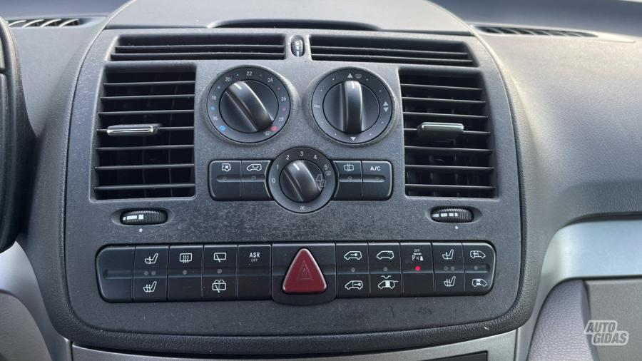 Black Mercedes-Benz Viano 2010 in Marijampole, with an engine capacity of 3.00 L and mileage of 296 thousand km for 8900 €, photo 32 on AUTOMOTO.COM.LV