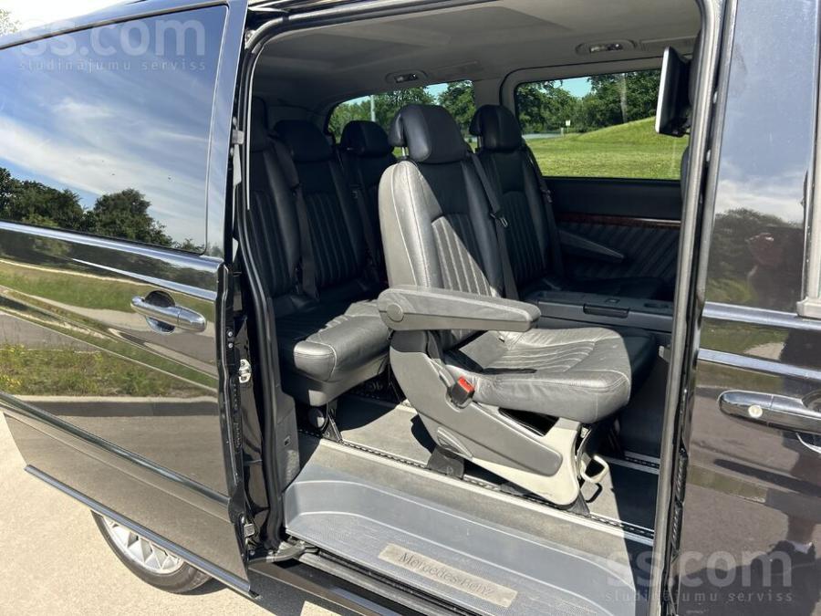 Melns Mercedes-Benz Viano 2011 Rīga, ar dzinēja tilpumu 3.00 L un nobraukumu 0 tūkst. km par 13450 €, foto 14 vietnē AUTOMOTO.COM.LV