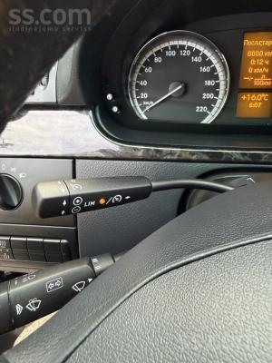 Melns Mercedes-Benz Viano 2011 Rīga, ar dzinēja tilpumu 2.20 L un nobraukumu 273 tūkst. km par 14200 €, foto 8 vietnē AUTOMOTO.COM.LV