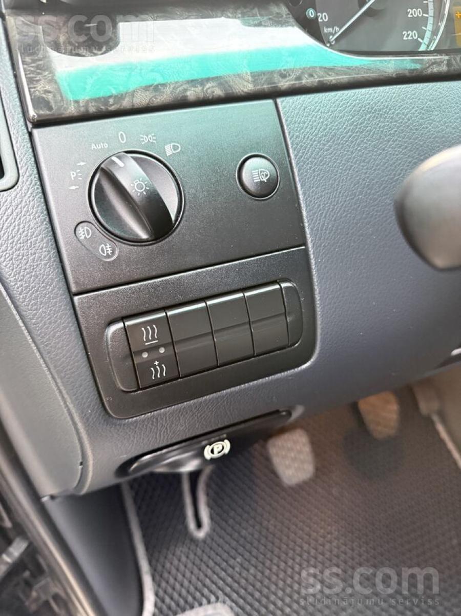 Melns Mercedes-Benz Viano 2011 Rīga, ar dzinēja tilpumu 2.20 L un nobraukumu 273 tūkst. km par 14200 €, foto 9 vietnē AUTOMOTO.COM.LV