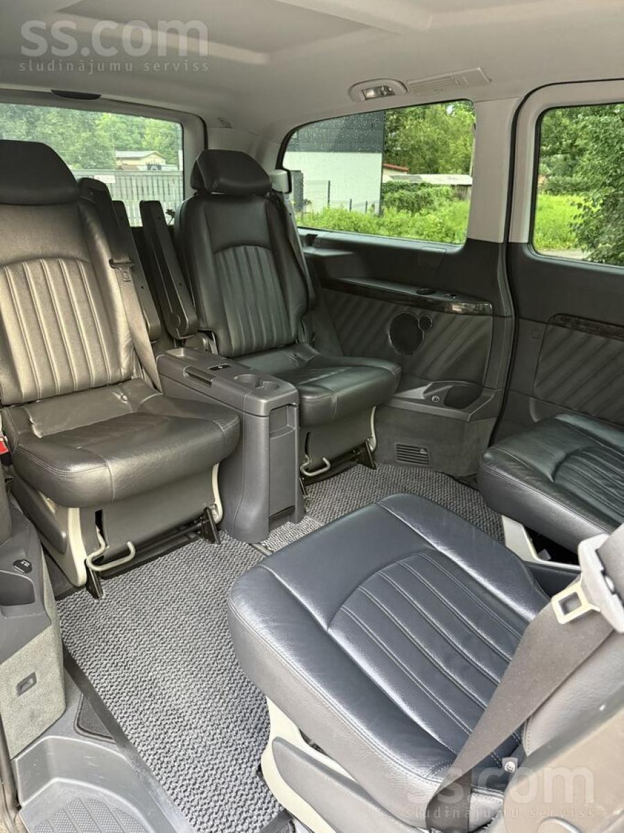 Melns Mercedes-Benz Viano 2011 Rīga, ar dzinēja tilpumu 2.20 L un nobraukumu 273 tūkst. km par 14200 €, foto 14 vietnē AUTOMOTO.COM.LV