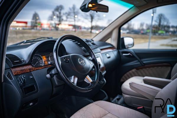 Black Mercedes-Benz Viano 2012 in Riga, with an engine capacity of 3.00 L and mileage of 418 thousand km for 7990 €, photo 10 on AUTOMOTO.COM.LV