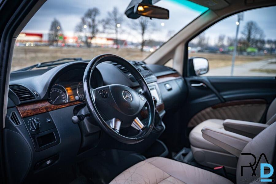 Black Mercedes-Benz Viano 2012 in Riga, with an engine capacity of 3.00 L and mileage of 418 thousand km for 7990 €, photo 10 on AUTOMOTO.COM.LV