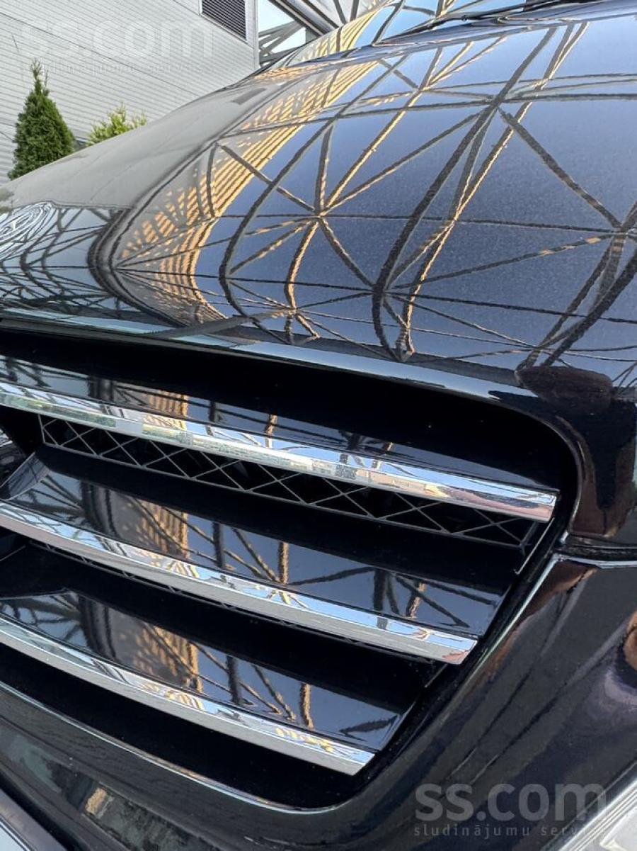Melns Mercedes-Benz Viano 2012 Rīga, ar dzinēja tilpumu 3.00 L un nobraukumu 383 tūkst. km par 16300 €, foto 7 vietnē AUTOMOTO.COM.LV