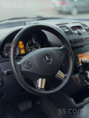 Melns Mercedes-Benz Viano 2012 Rīga, ar dzinēja tilpumu 3.00 L un nobraukumu 383 tūkst. km par 16300 €, foto 20 vietnē AUTOMOTO.COM.LV