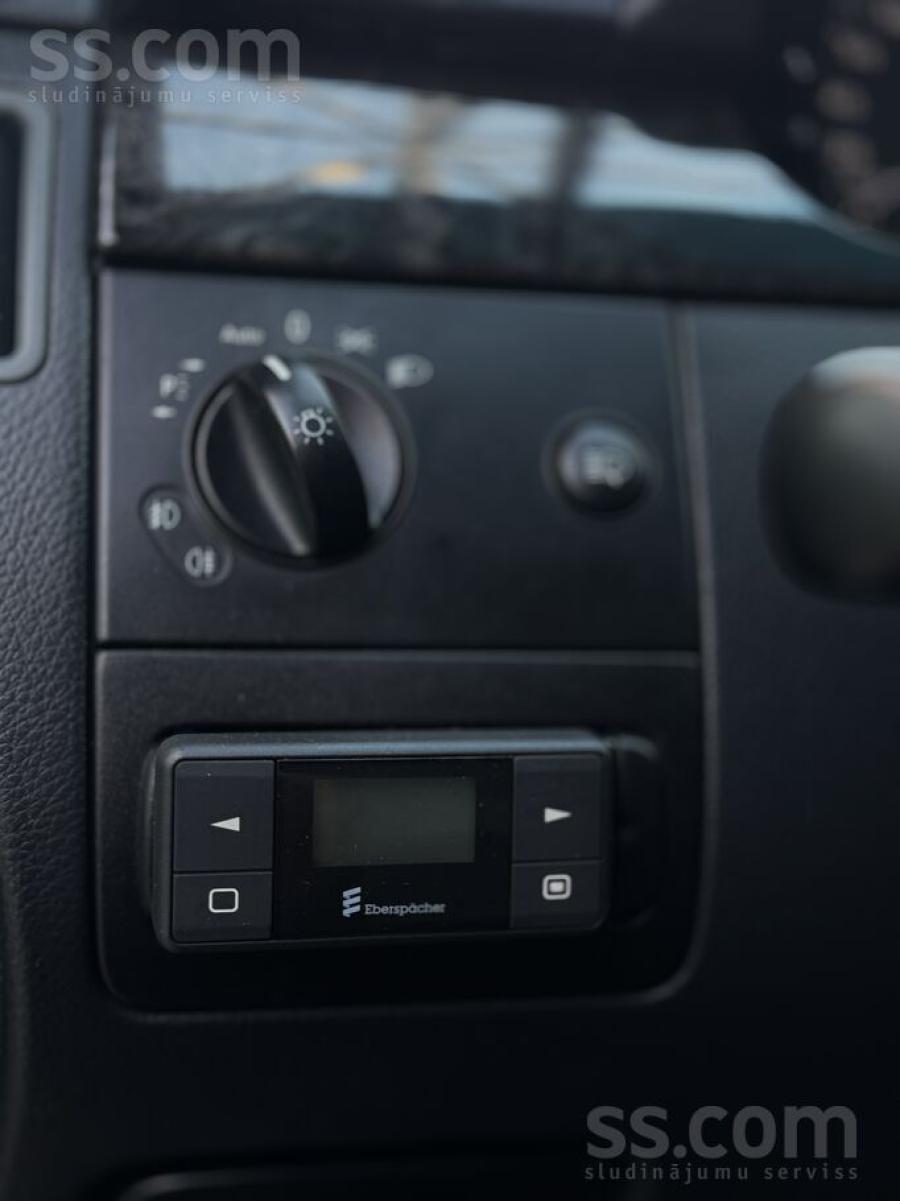 Melns Mercedes-Benz Viano 2012 Rīga, ar dzinēja tilpumu 3.00 L un nobraukumu 383 tūkst. km par 16300 €, foto 21 vietnē AUTOMOTO.COM.LV
