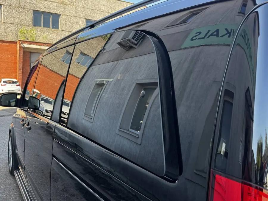 Melns Mercedes-Benz Viano 2012 Daugavpils, ar dzinēja tilpumu 3.00 L un nobraukumu 0 tūkst. km par 20500 €, foto 14 vietnē AUTOMOTO.COM.LV