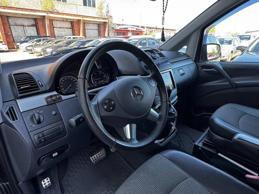 Melns Mercedes-Benz Viano 2012 Daugavpils, ar dzinēja tilpumu 3.00 L un nobraukumu 0 tūkst. km par 20500 €, foto 17 vietnē AUTOMOTO.COM.LV