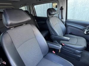Melns Mercedes-Benz Viano 2012 Daugavpils, ar dzinēja tilpumu 3.00 L un nobraukumu 0 tūkst. km par 20500 €, foto 27 vietnē AUTOMOTO.COM.LV