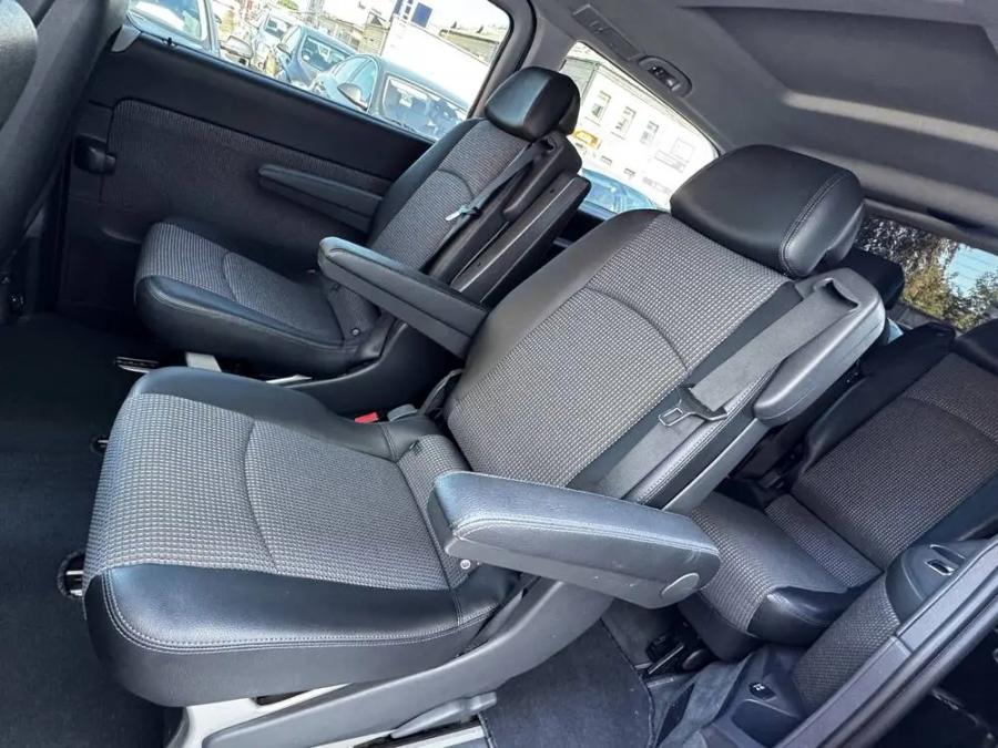 Melns Mercedes-Benz Viano 2012 Daugavpils, ar dzinēja tilpumu 3.00 L un nobraukumu 0 tūkst. km par 20500 €, foto 30 vietnē AUTOMOTO.COM.LV