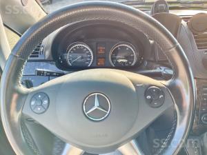 Melns Mercedes-Benz Viano 2012 Rīga, ar dzinēja tilpumu 2.20 L un nobraukumu 314 tūkst. km par 12900 €, foto 9 vietnē AUTOMOTO.COM.LV