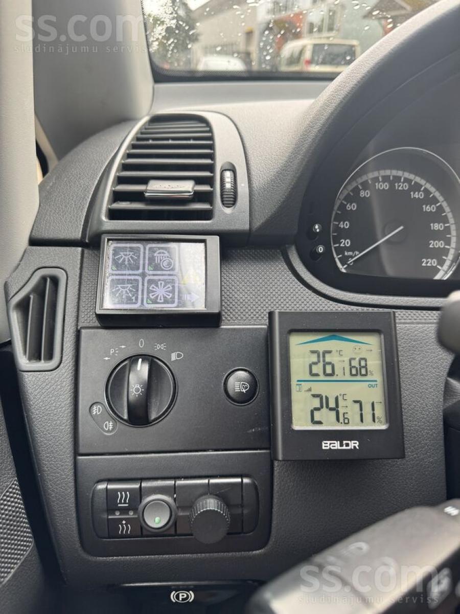Melns Mercedes-Benz Viano 2013 Jēkabpils, ar dzinēja tilpumu 2.10 L un nobraukumu 0 tūkst. km par 10600 €, foto 15 vietnē AUTOMOTO.COM.LV