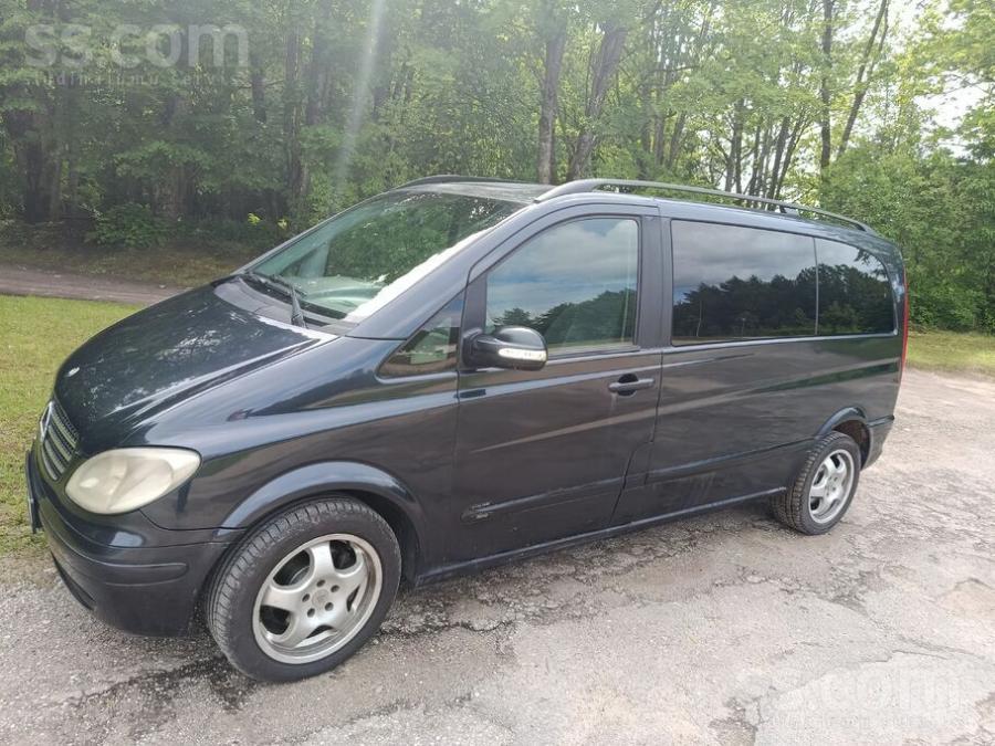 Black Mercedes-Benz Viano 2004 in Tukums, with an engine capacity of 2.20 L and mileage of 306 thousand km for 3290 €, photo 4 on AUTOMOTO.COM.LV